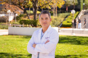 Meet Raymond Lee, MD | Keck Medicine of USC